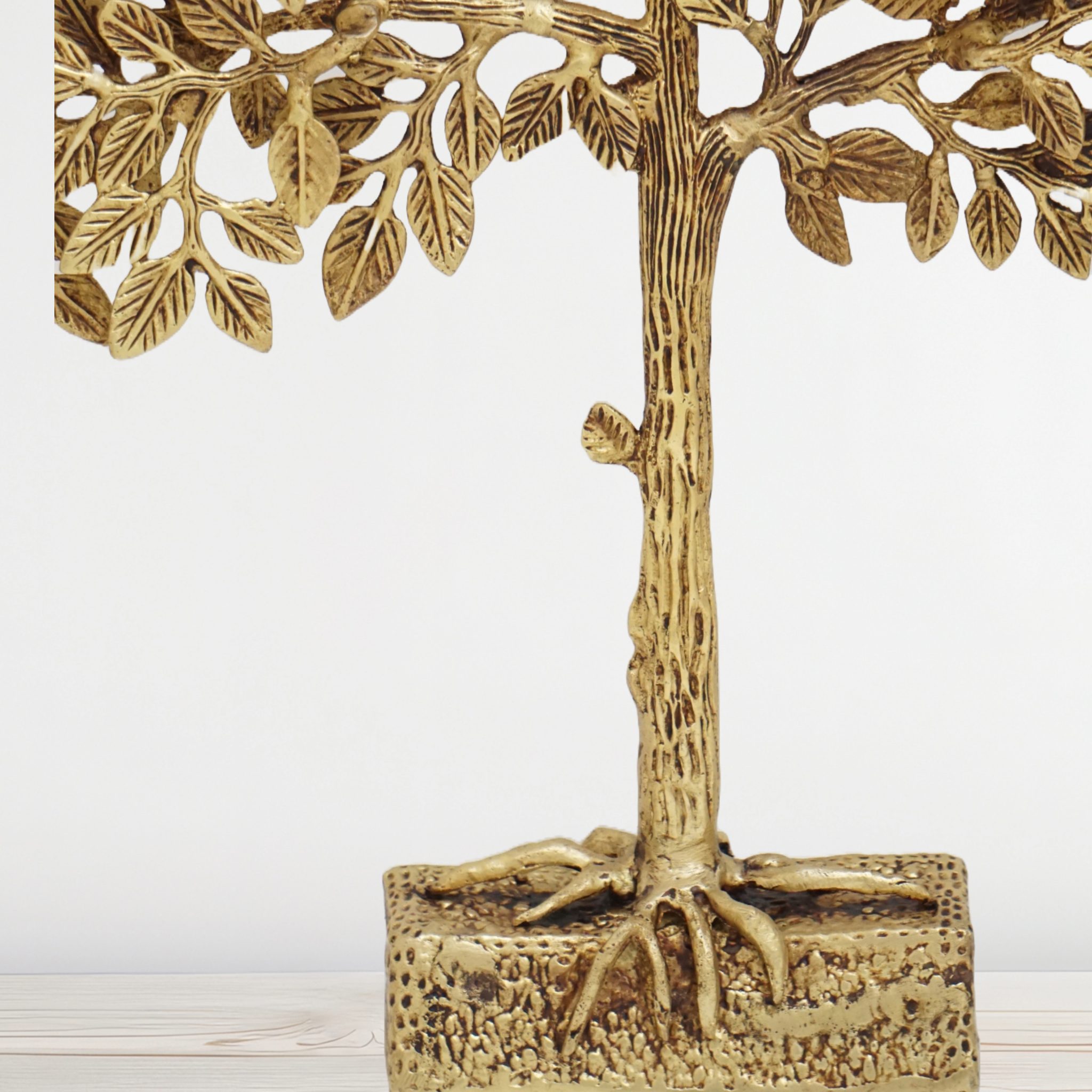 MohanJodero Brass Tree of Life/Kalpavriksha Tree of Wisdom in Antique ...