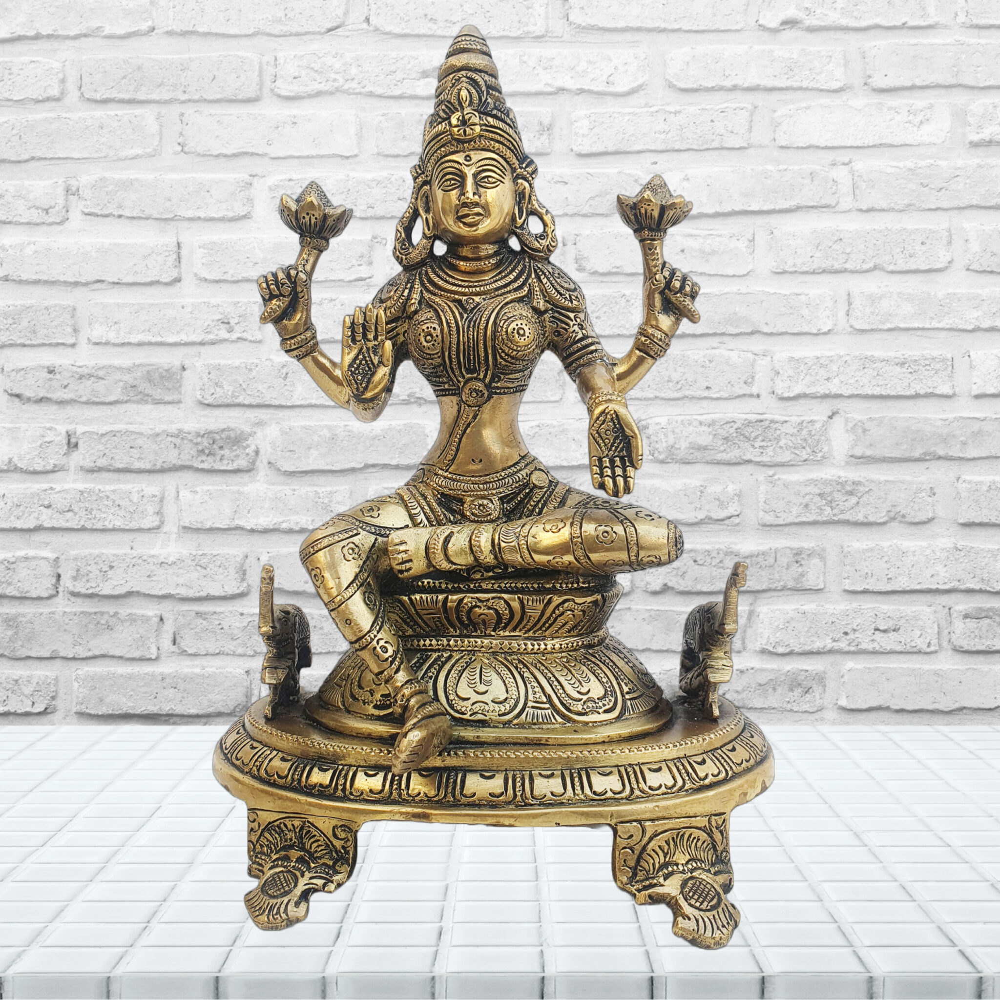 MohanJodero Brass Goddess Lakshmi Idol - Buy Indian Handicrafts Online ...